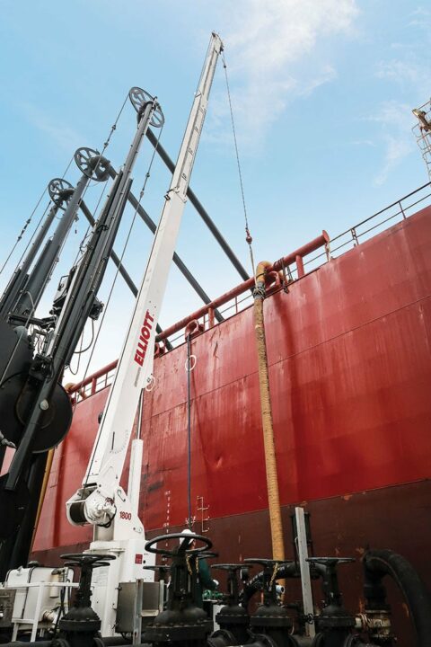 DockMaster Marine Hose Handling Cranes